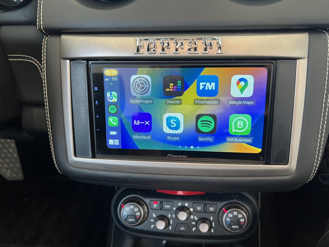 Ferrari California Apple Carplay - Carshop Fortuin
